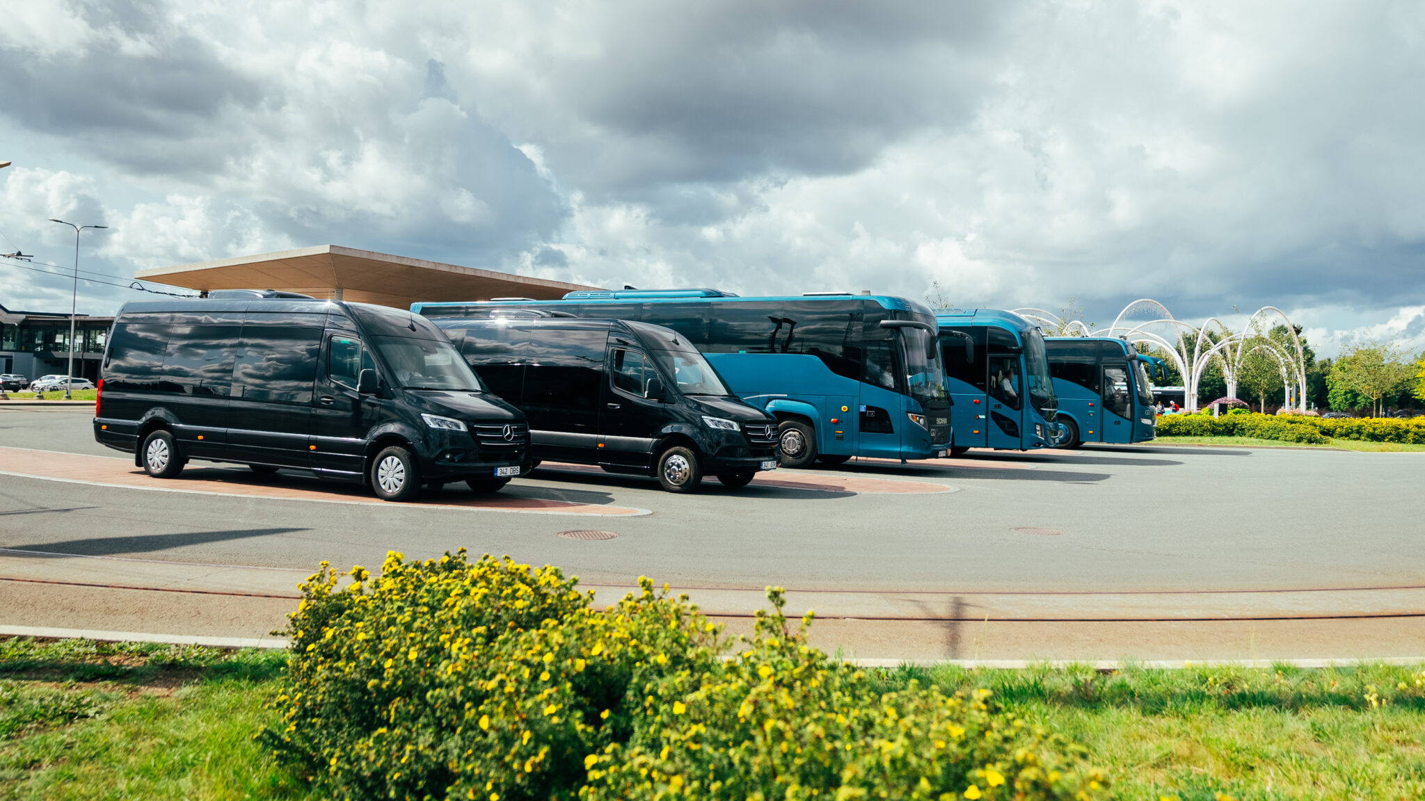 GO BUS I Offers high-quality public transport services