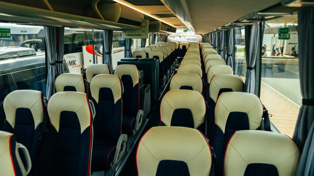 GO BUS I Offers high-quality public transport services